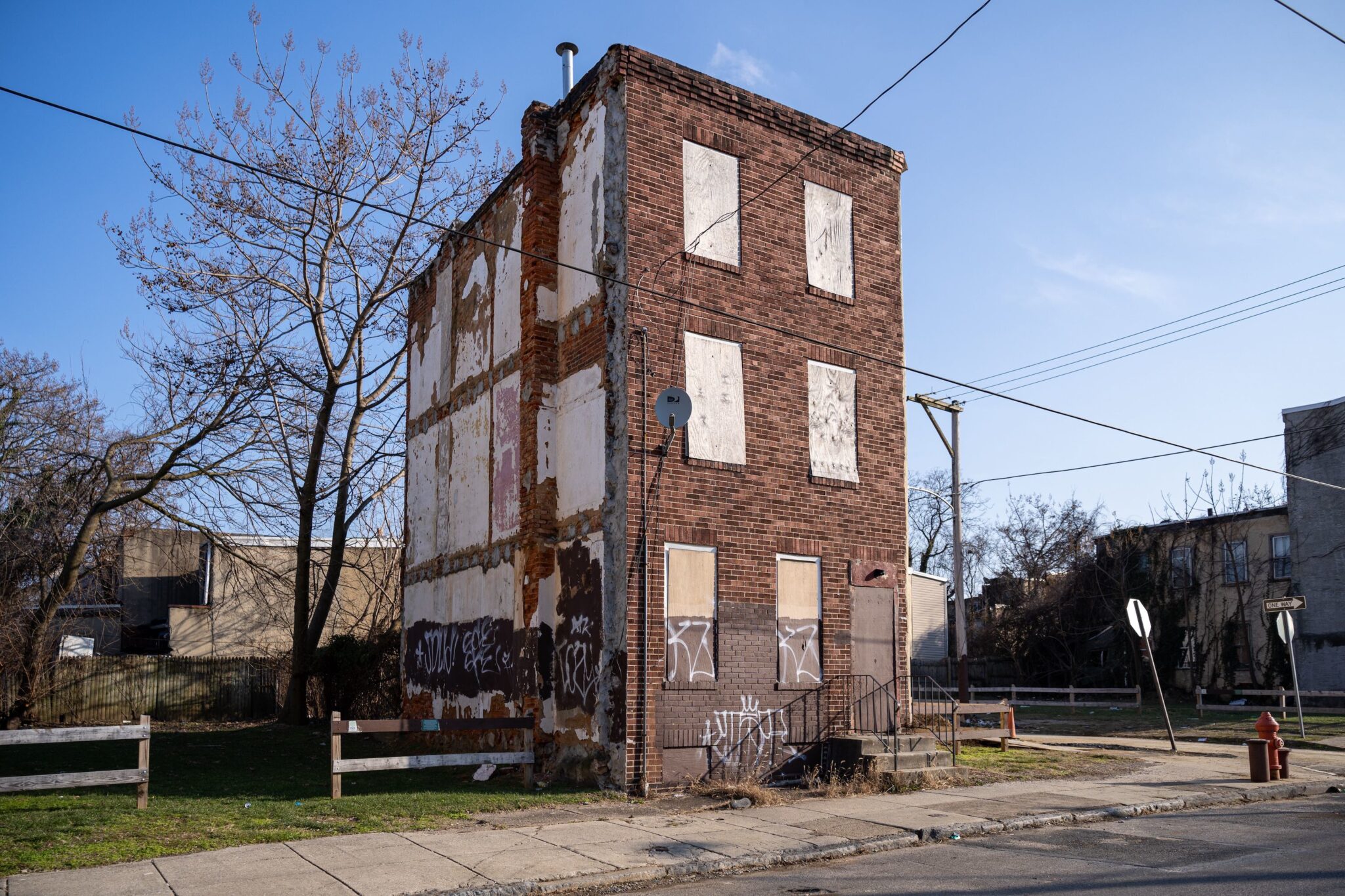 Building Ghosts: Past Lives and Lost Places in a Changing City by Molly ...